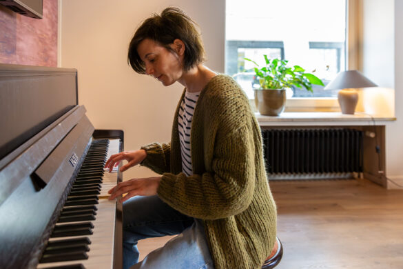 KIM PEERS (SKEMER) – Luminous Dash BE