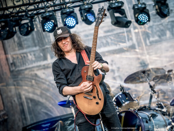 De Eilandplaten van PIM DE WOLF – Luminous Dash BE