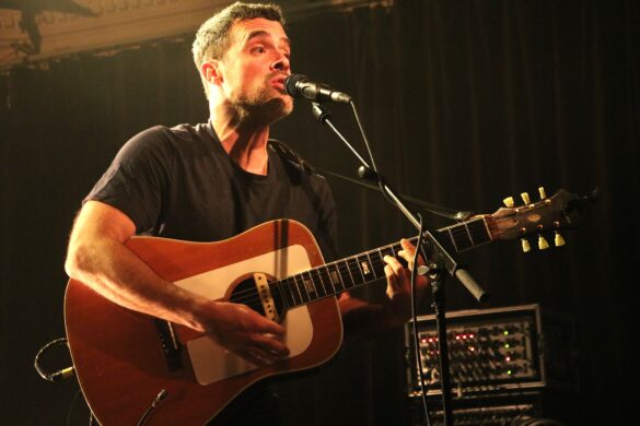 BRIAN LOPEZ & CALEXICO Antwerpen, OLT Rivierenhof (18/06/2023) – Luminous Dash BE