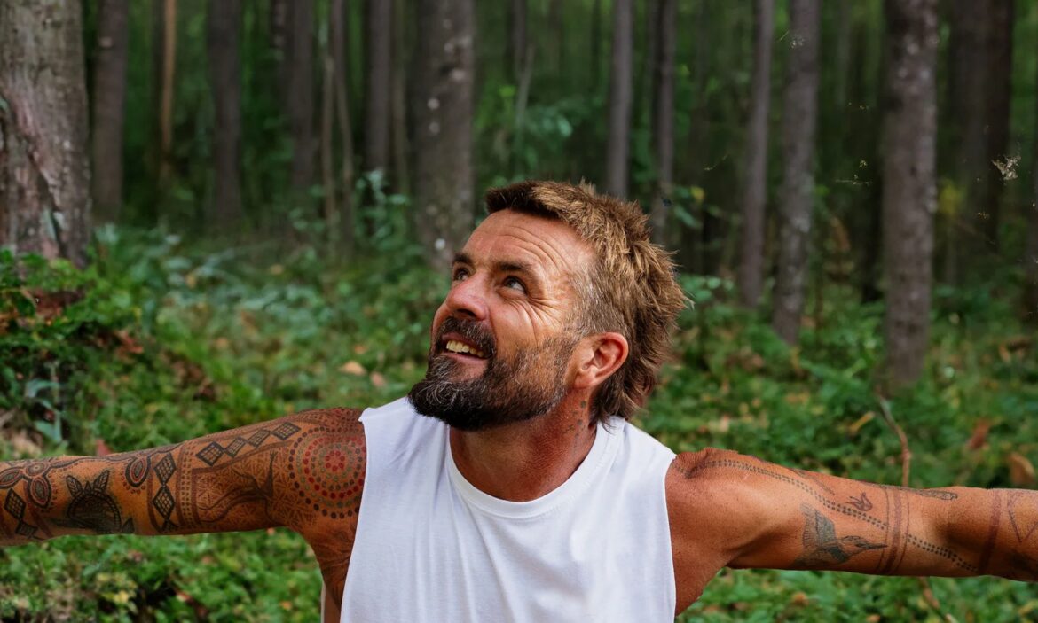 XAVIER RUDD zakt af naar Vorst (26/10/2025) – Luminous Dash BE