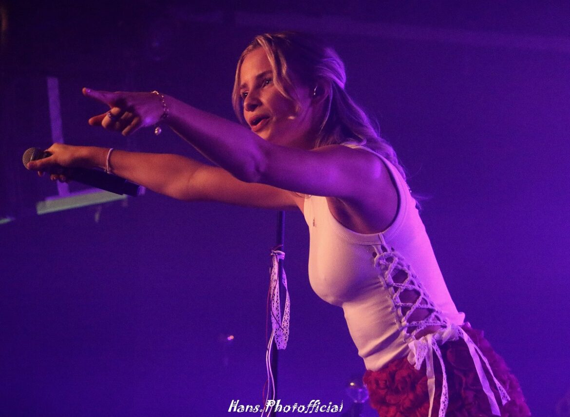 OLIVIA + ARCHIE X Antwerpen, Trix (08/03/2025) – Luminous Dash BE