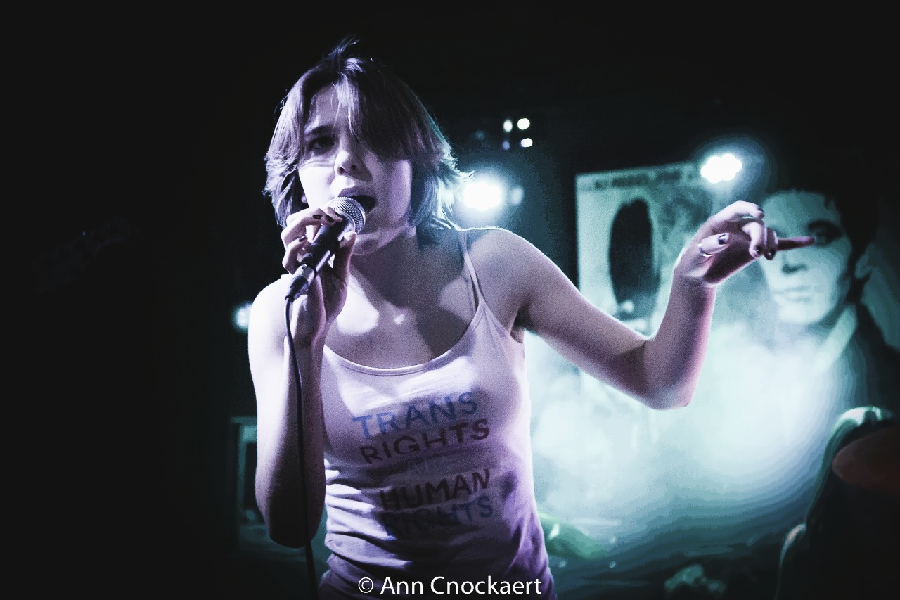 GENDER REVEAL ATOMIC BOMB mag MARIA ISKARIOT opwarmen – Luminous Dash BE